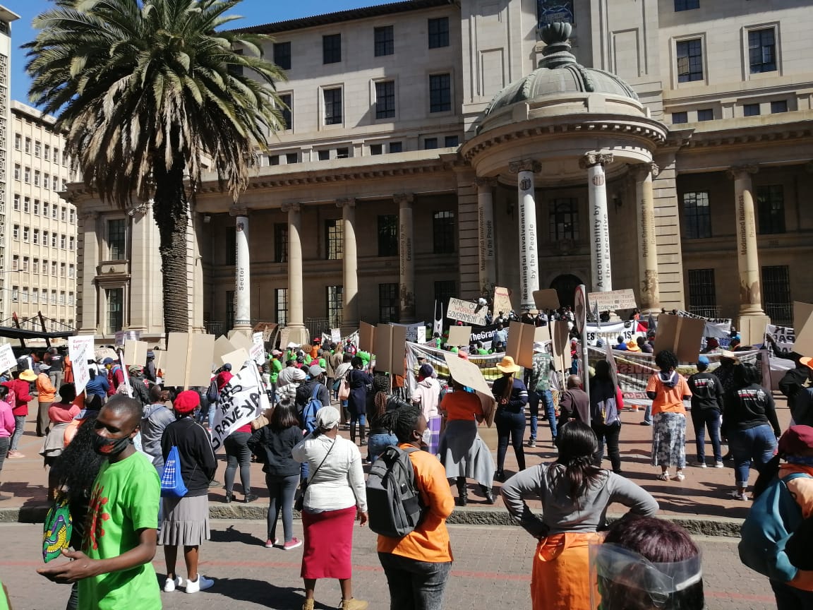 South Africa: People protest injustice, poverty, food shortages amid ...
