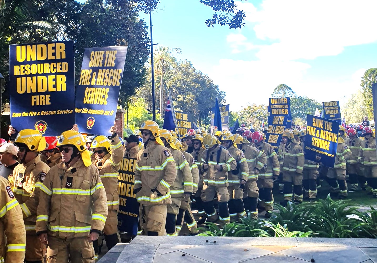 WA Firefighters Take A Stand For A Pay Rise Against Exploitation WA Firefighters Take A Stand For A Pay Rise Against Exploitation